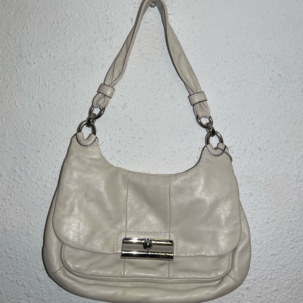 Coach Ivory Leather Shoulder Bag - Gem